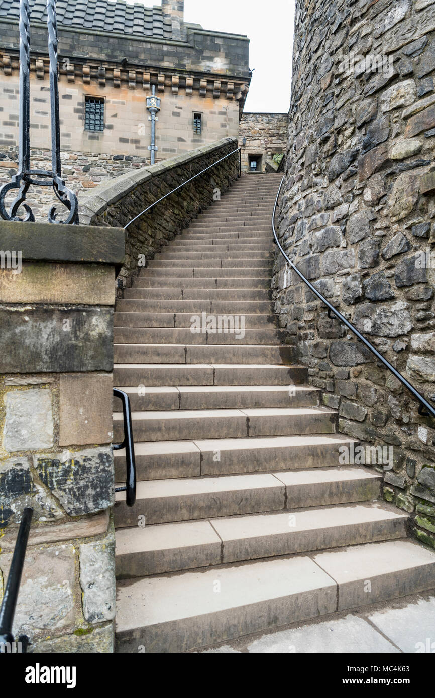 Lang stairs edinburgh castle hi-res stock photography and images - Alamy