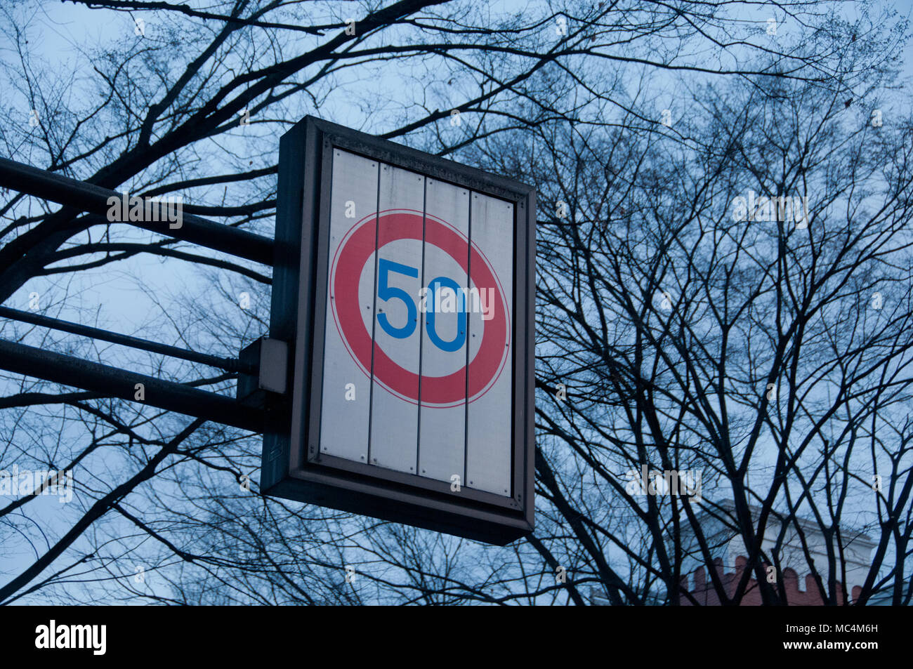 Maximum 50 speed limit sign hi-res stock photography and images - Alamy