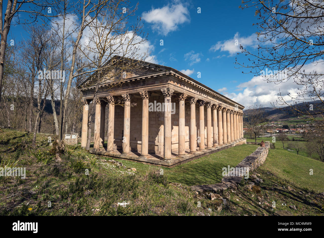 Neoclassic church hi-res stock photography and images - Alamy