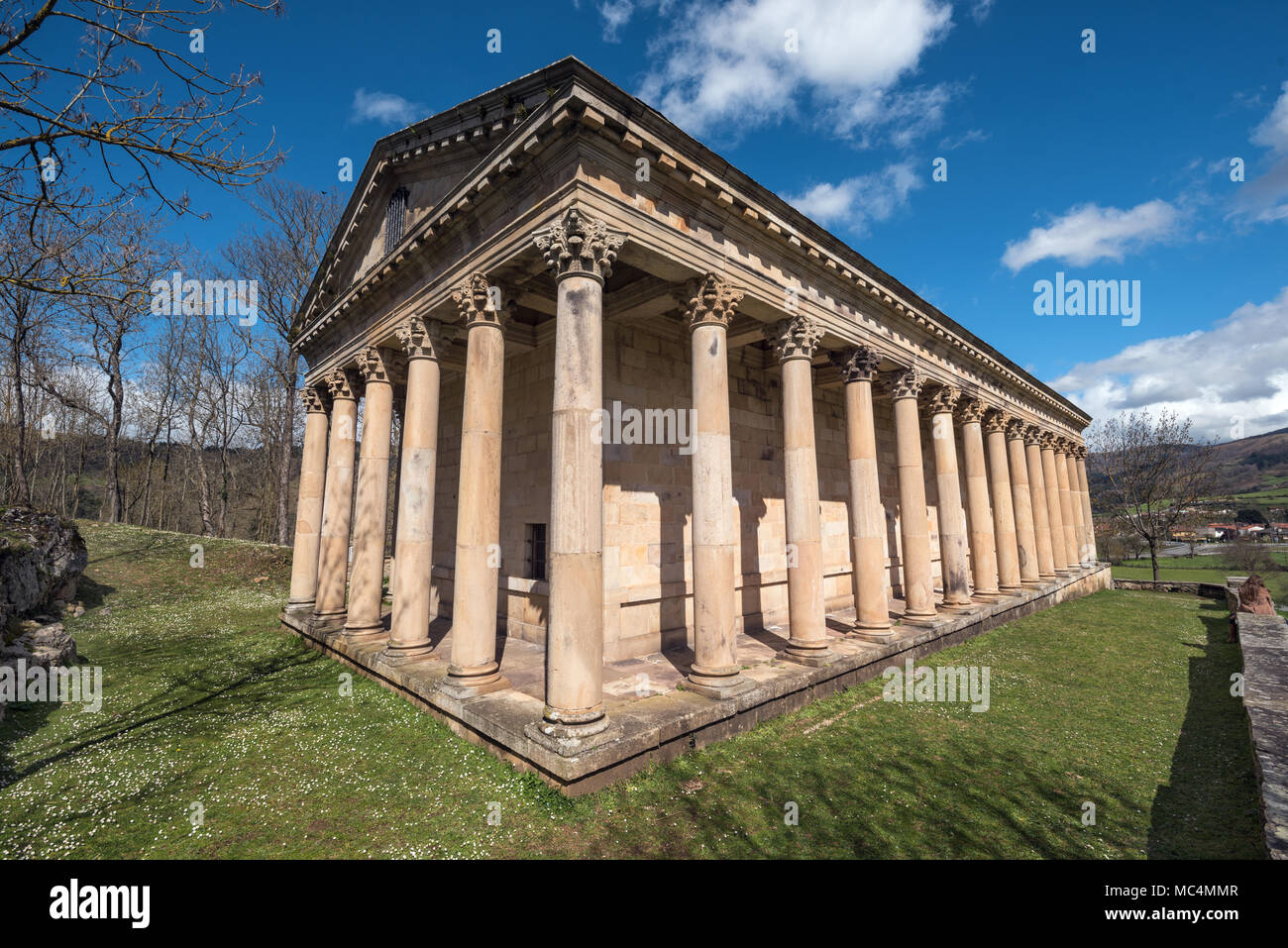 Neoclassic church hi-res stock photography and images - Alamy