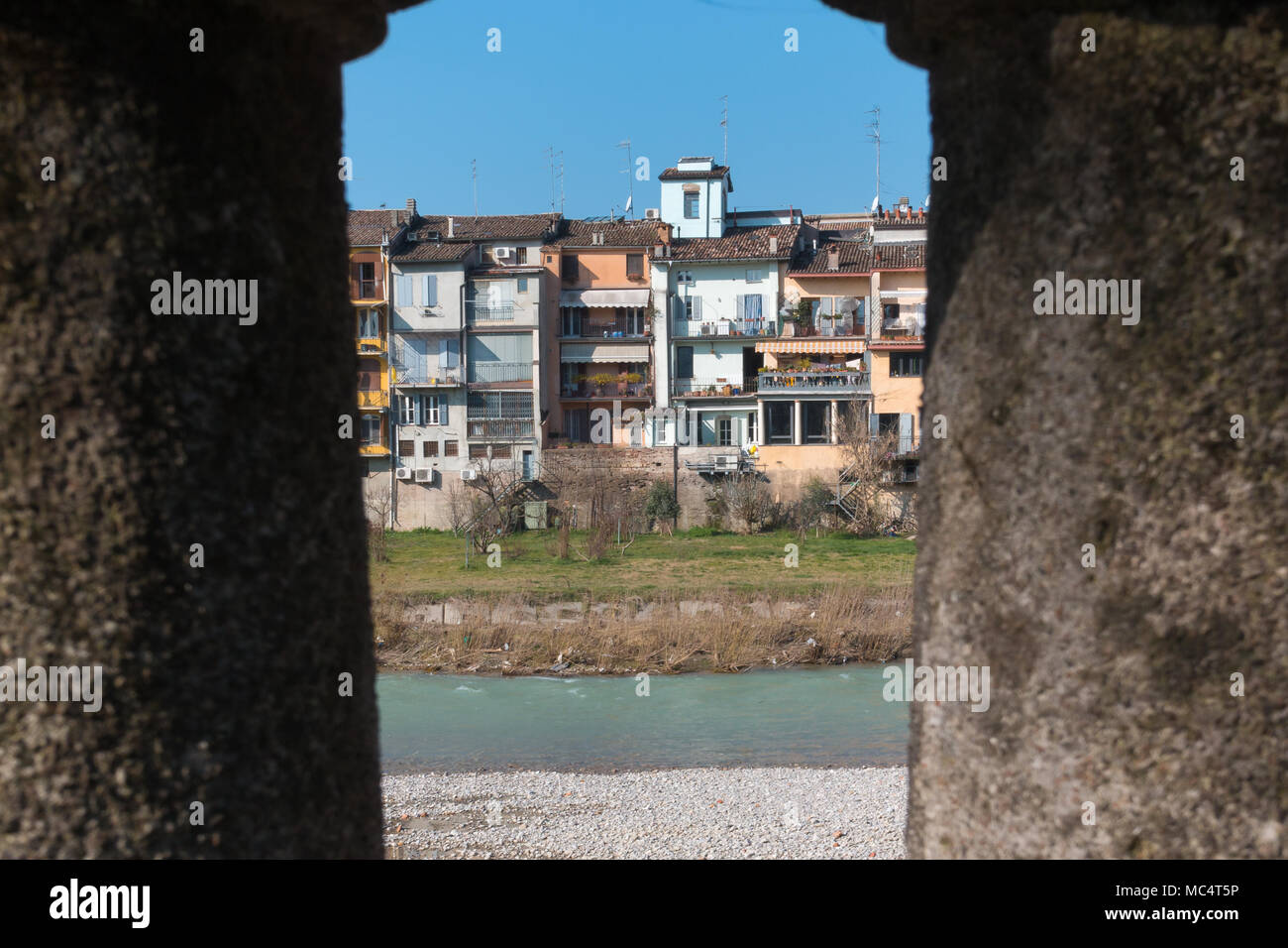 Trough columns hi-res stock photography and images - Alamy