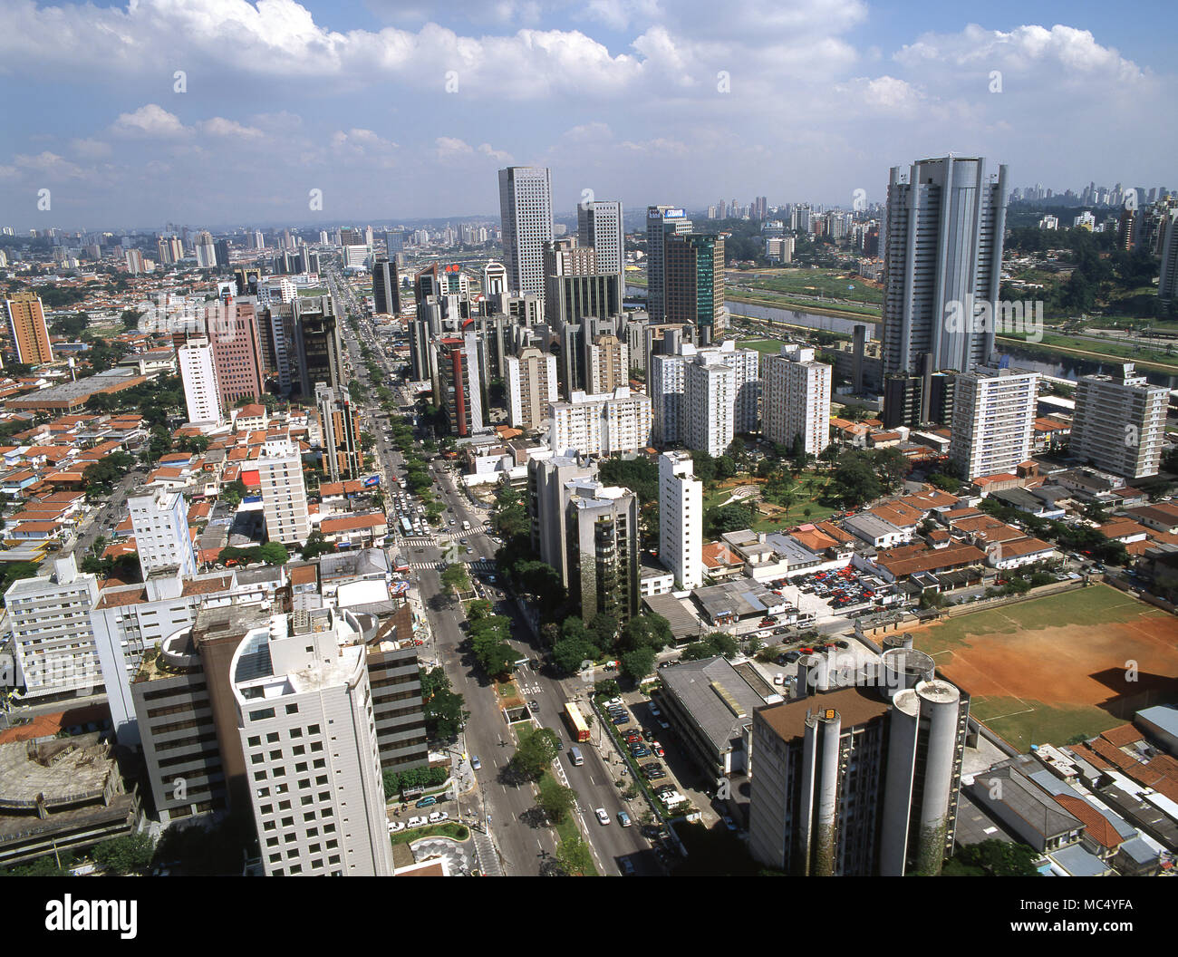 Engineer luis carlos berrini avenue hi-res stock photography and images ...