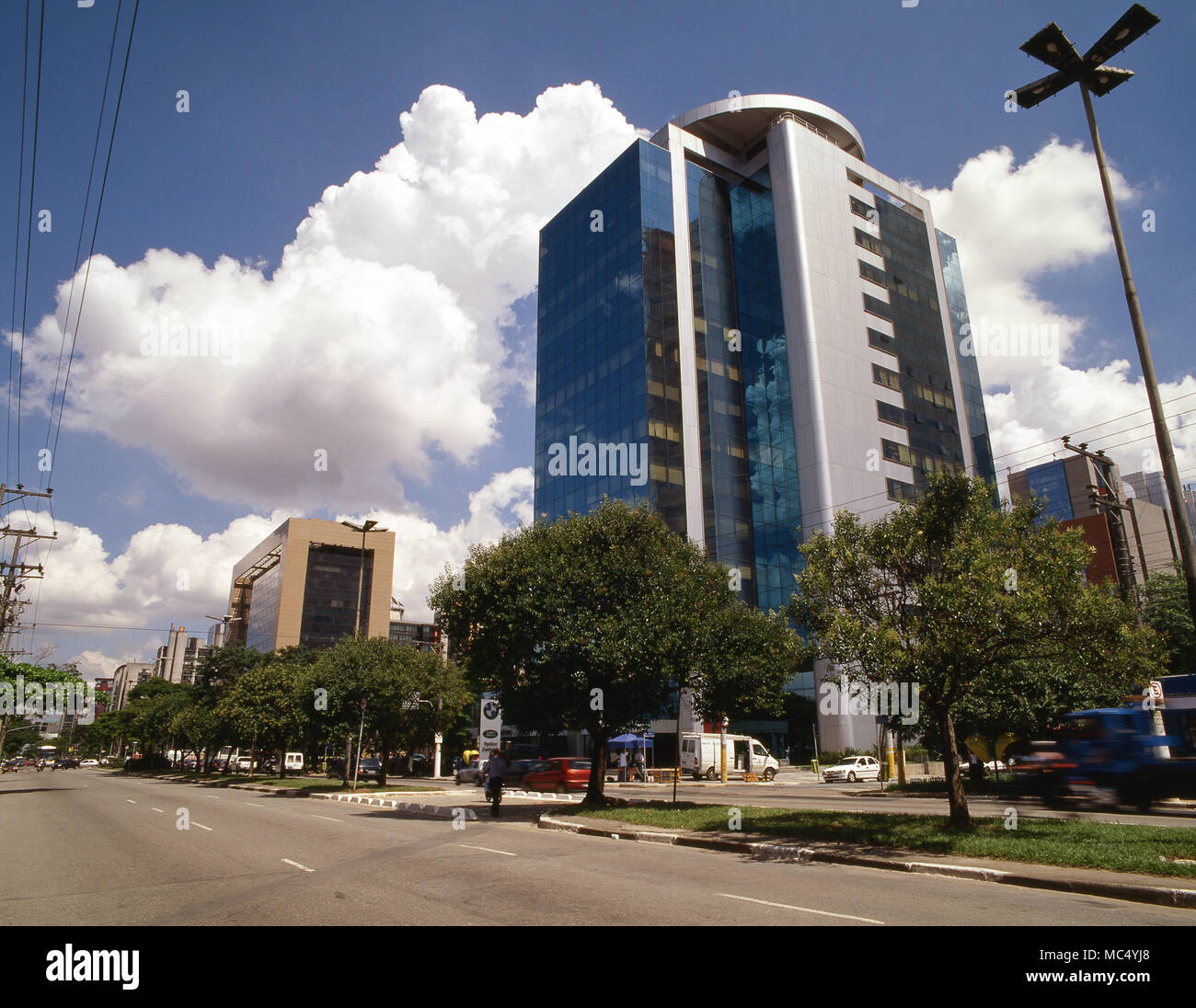 Avenida berrini hi-res stock photography and images - Alamy