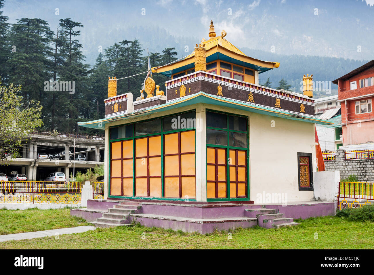 Tibetan monastery in Manali, Himachal Pradesh, India Stock Photo - Alamy