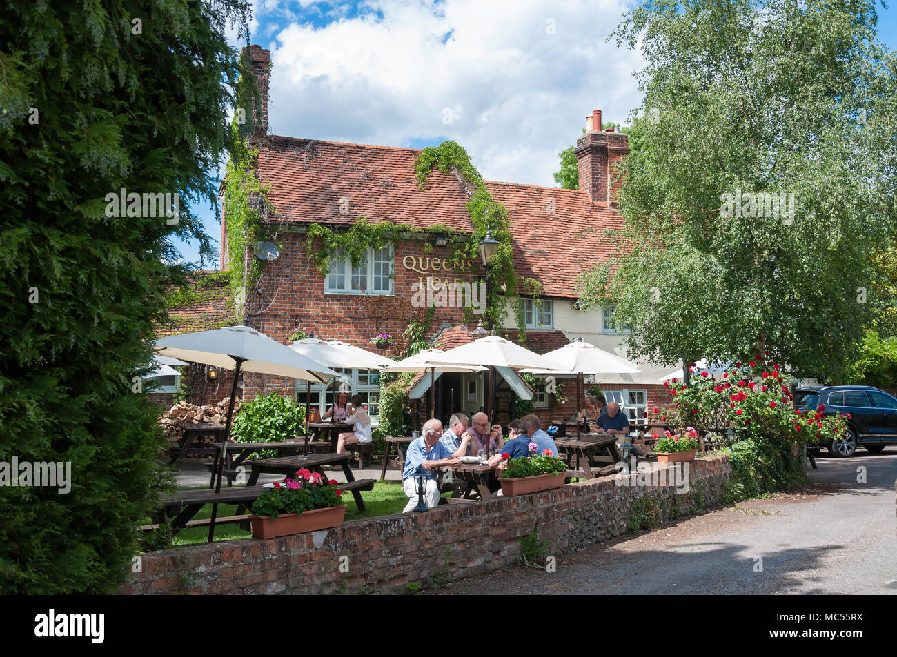 Little marlow hi-res stock photography and images - Alamy