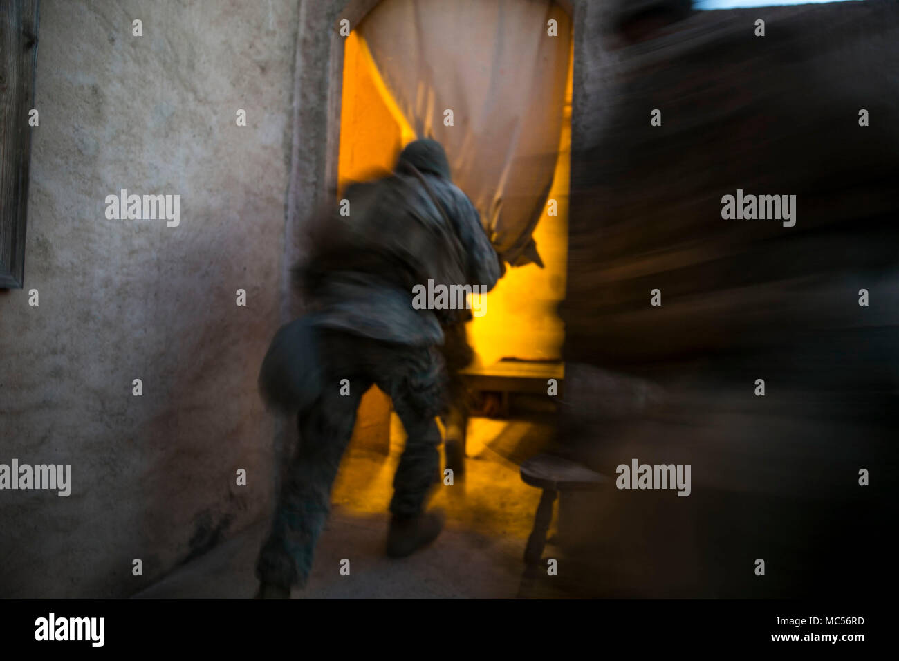 U.S. Marines with the 13th Marine Expeditionary Unit's Battalion ...