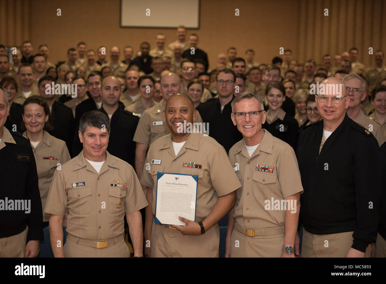 Lauren collins hi-res stock photography and images - Alamy