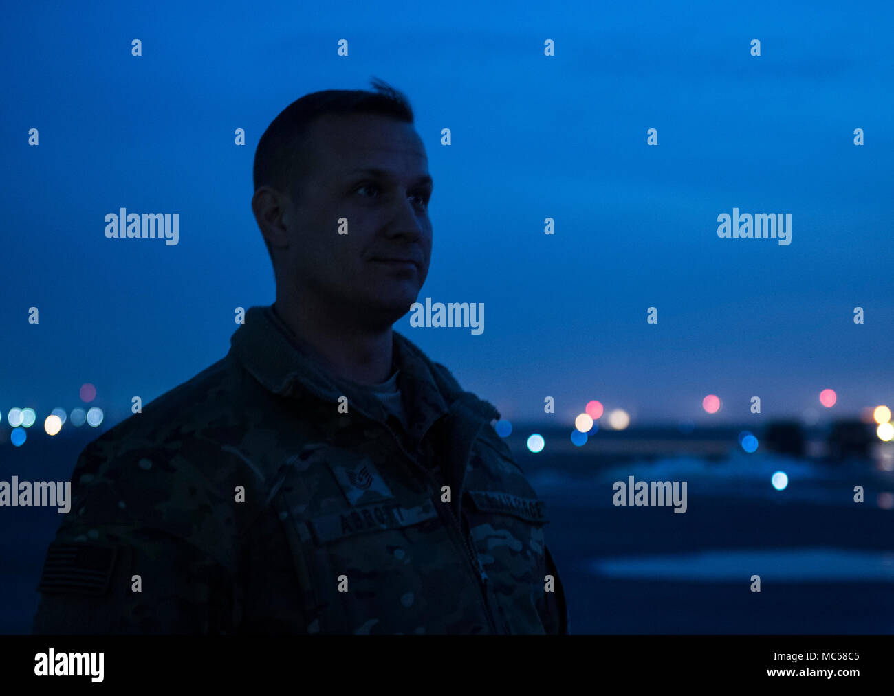 Transient alert crew hi-res stock photography and images - Alamy