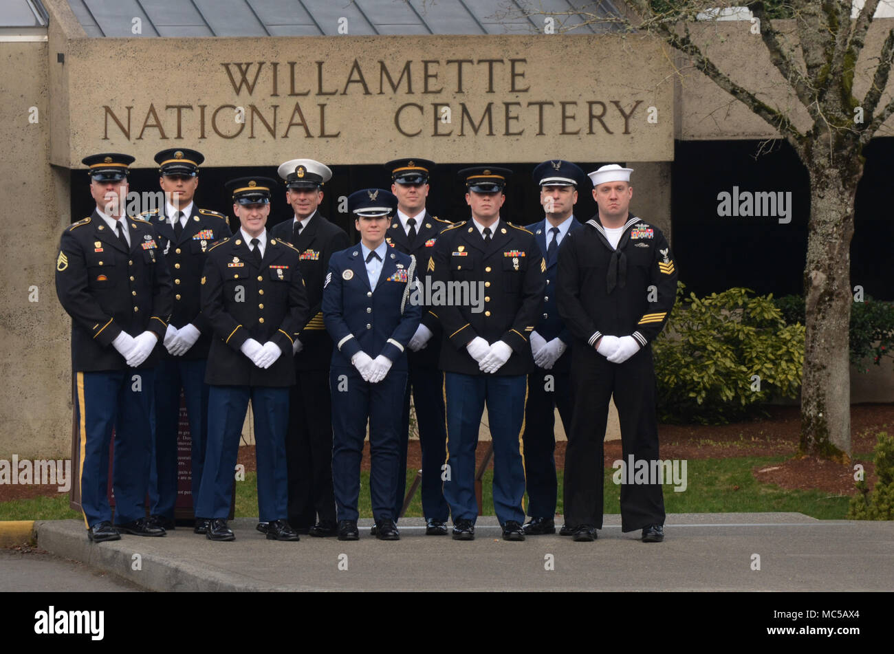 The Willamette National Cemetery Joint Funeral Honor Guard (team ...