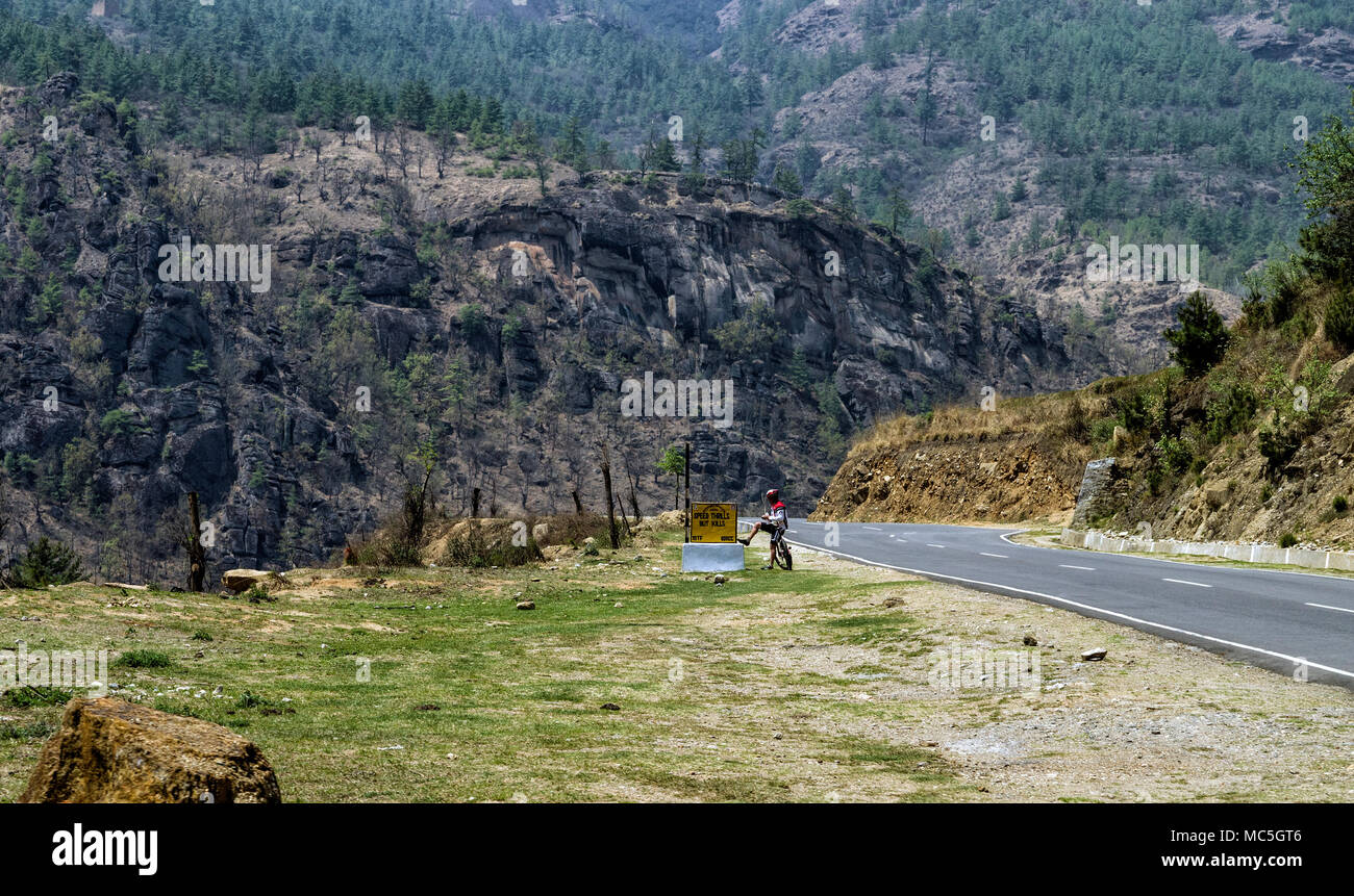 Lateral Road to Thimphu, Bhutan - The main highway from Paro to Thimphu ...