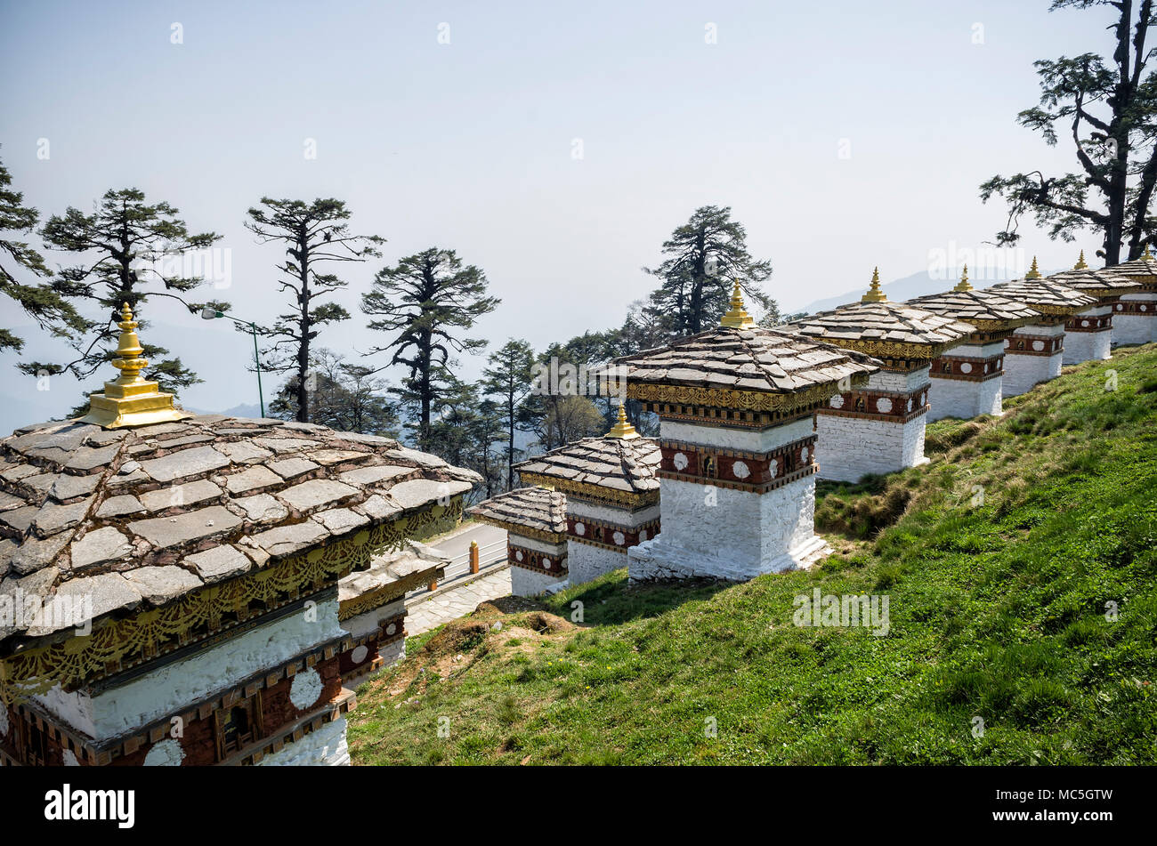 Paro chortens hi-res stock photography and images - Alamy