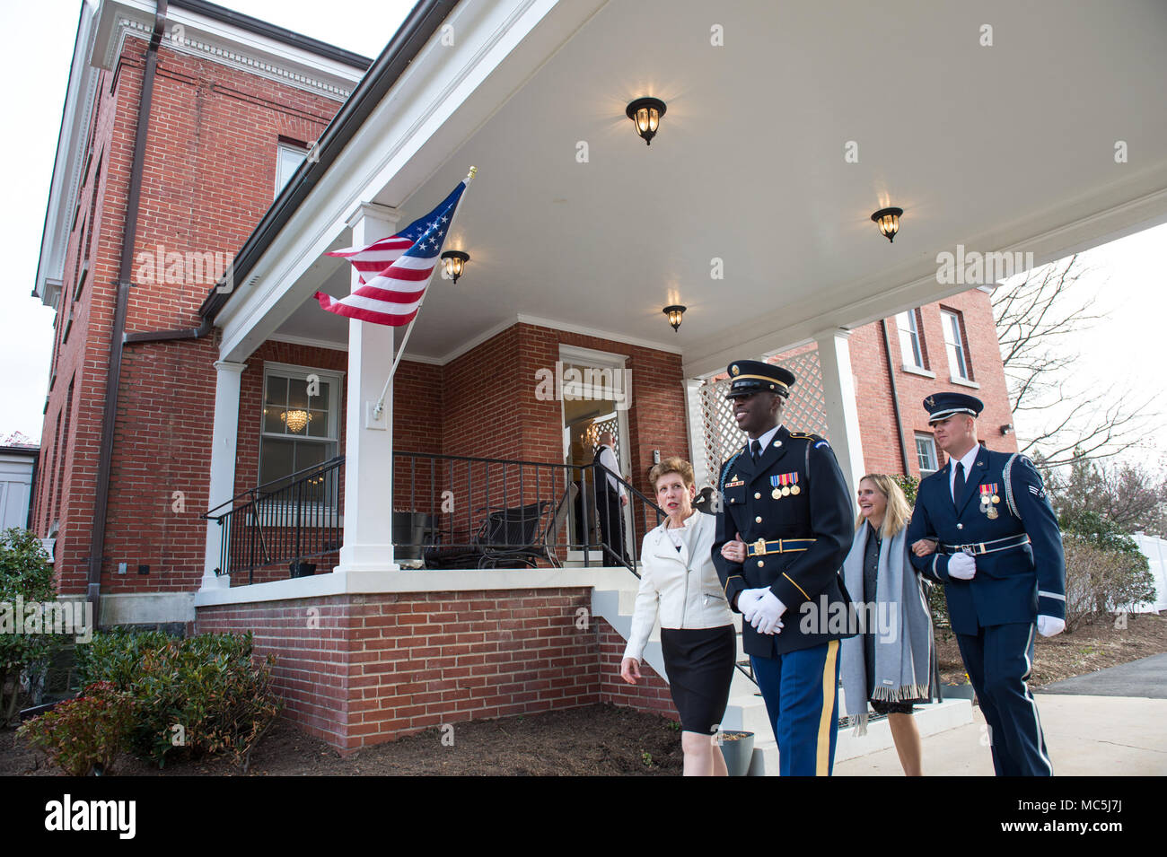 Ellyn dunford wife u s marine hi-res stock photography and images - Alamy