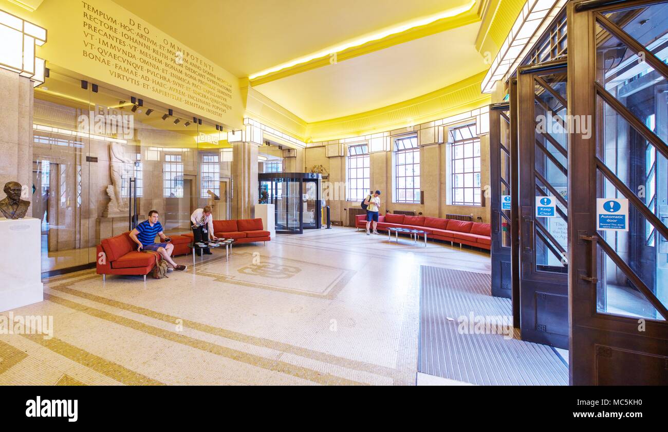 Eric gill statue bbc hi-res stock photography and images - Alamy