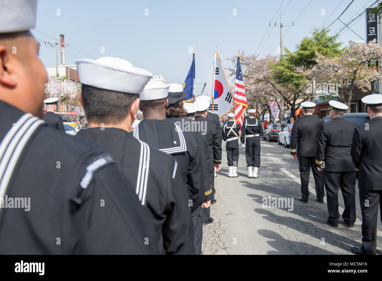 180406-N-TB148-245 CHINHAE, Republic of Korea (April 06, 2018) Sailors ...