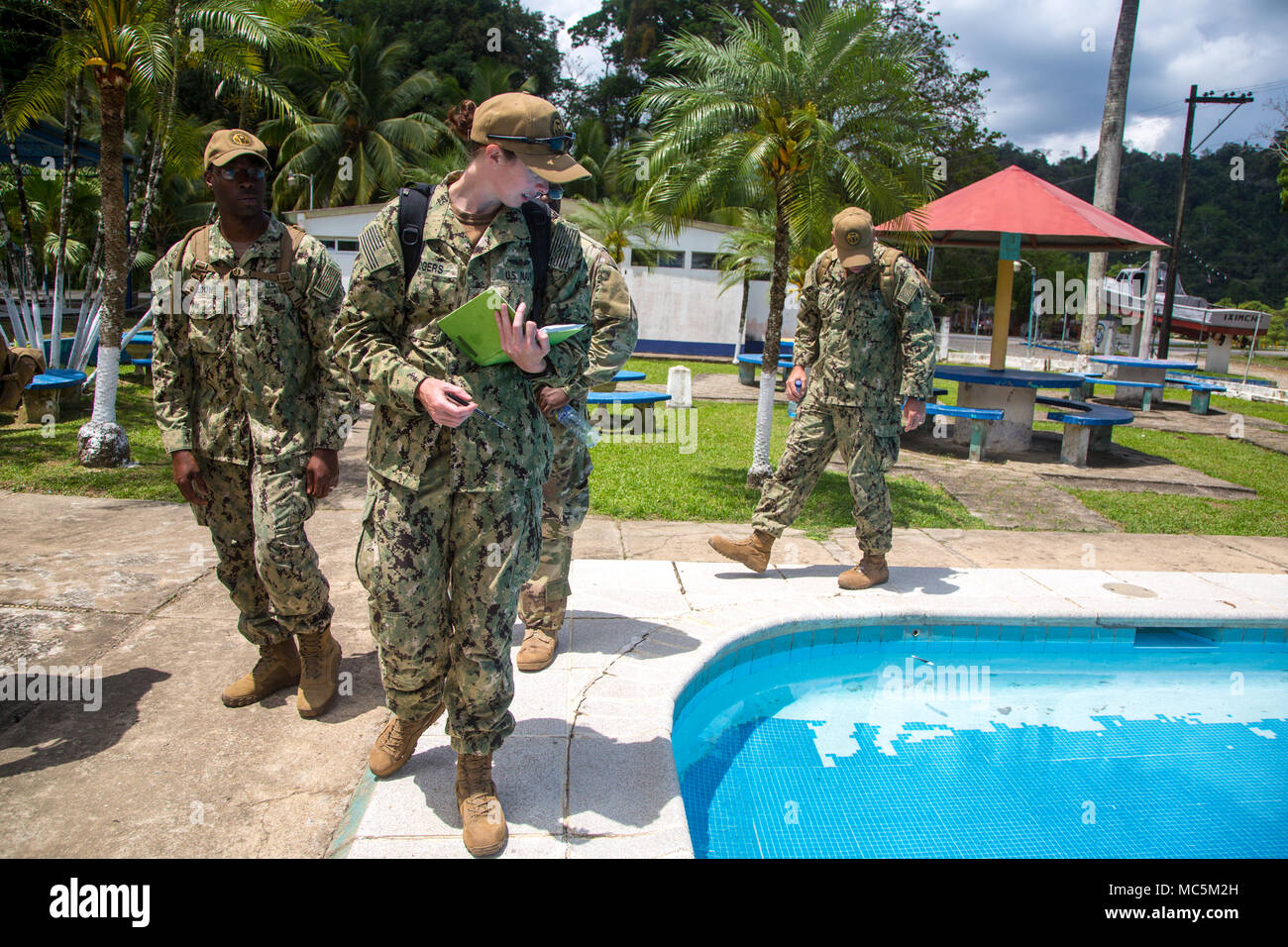 Comando naval hi-res stock photography and images - Alamy