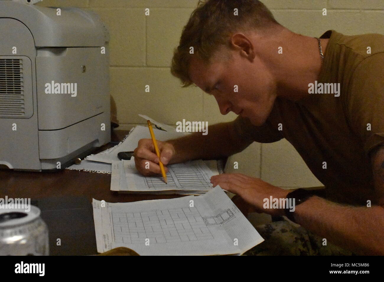 180405-N-MS236-0025 KWAJALEIN, Marshall Islands (April 5th 2018 ...