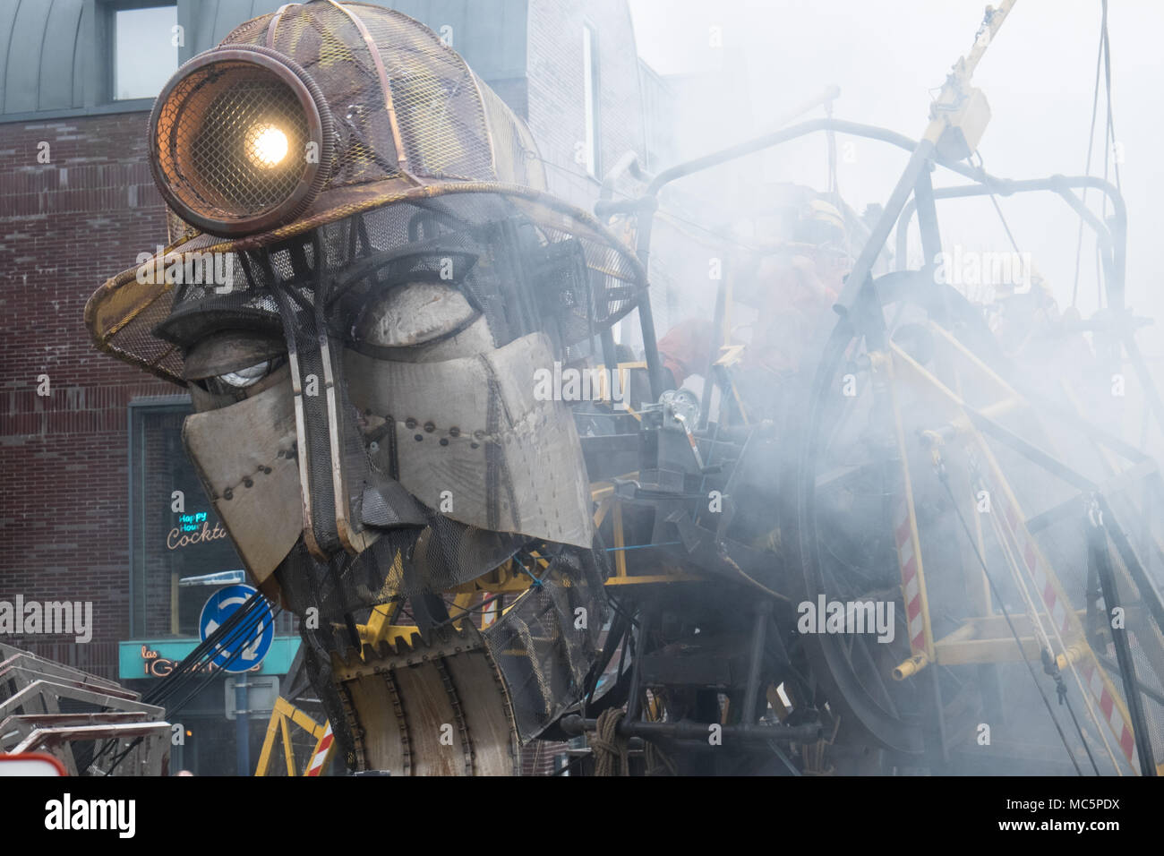 "Man Engine's" Resurrection tour of UK,the Welsh visit, called"Man ...
