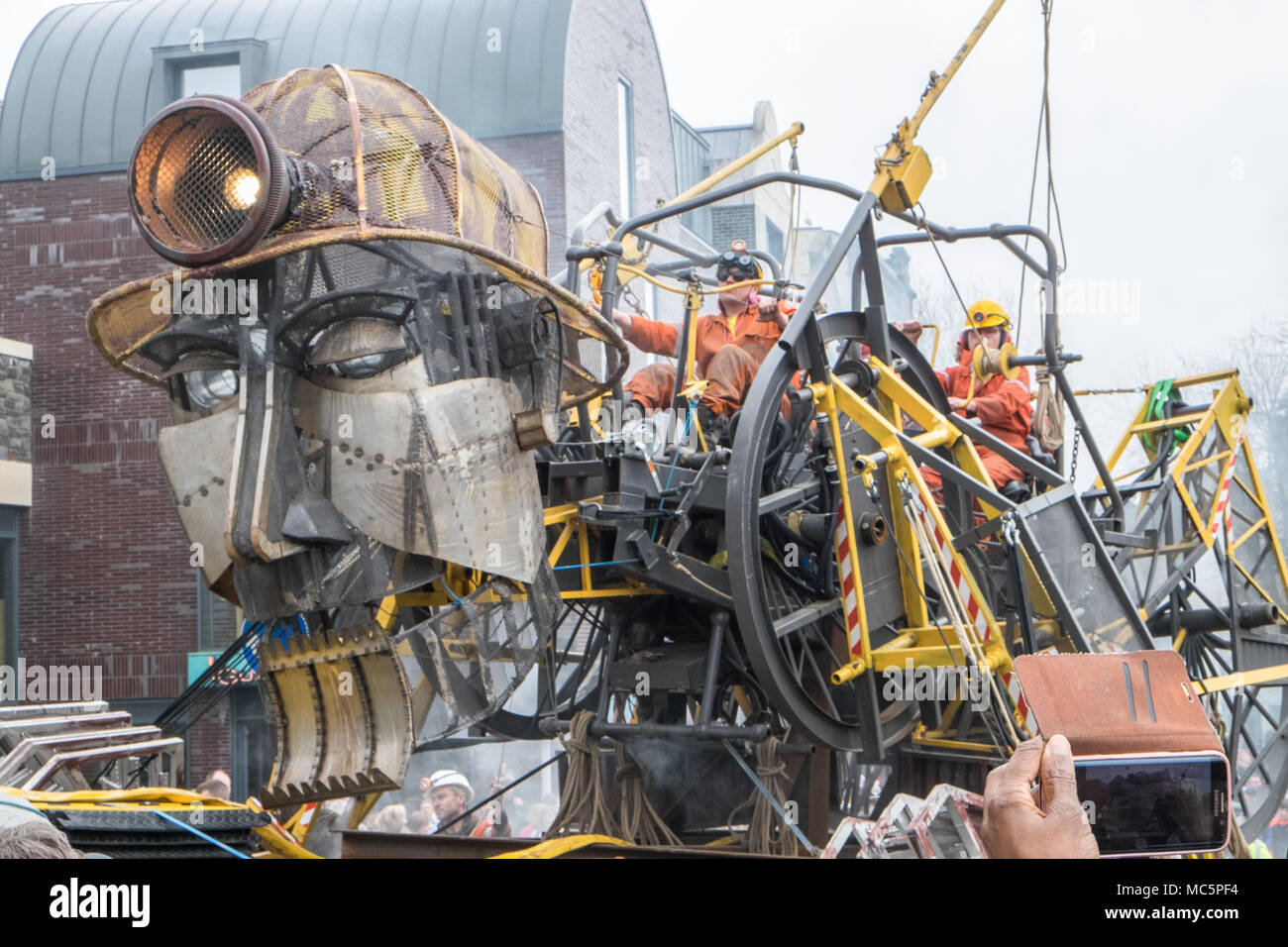 "Man Engine's" Resurrection tour of UK,the Welsh visit, called"Man ...