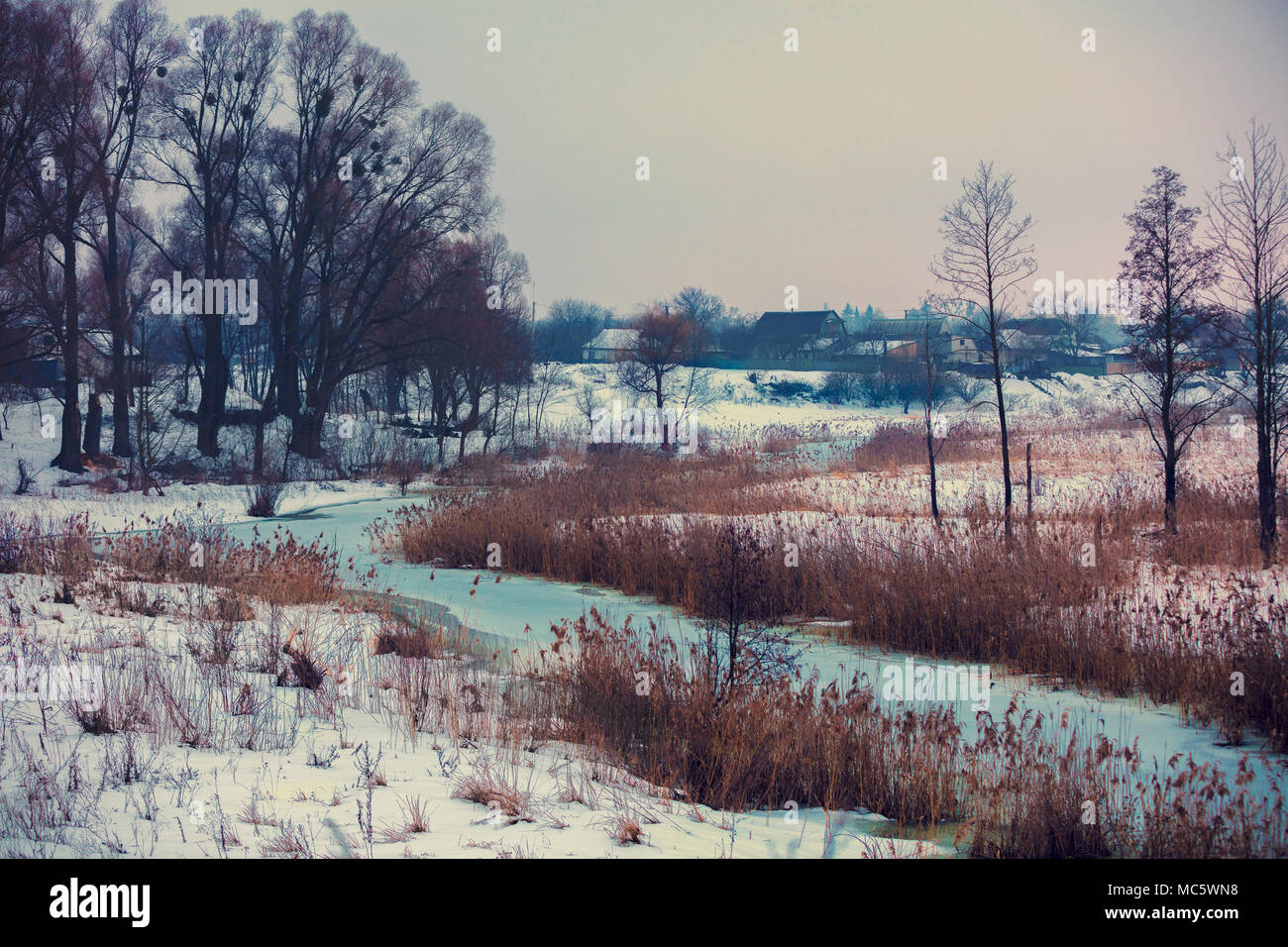 Frozen rural landscape hi-res stock photography and images - Alamy