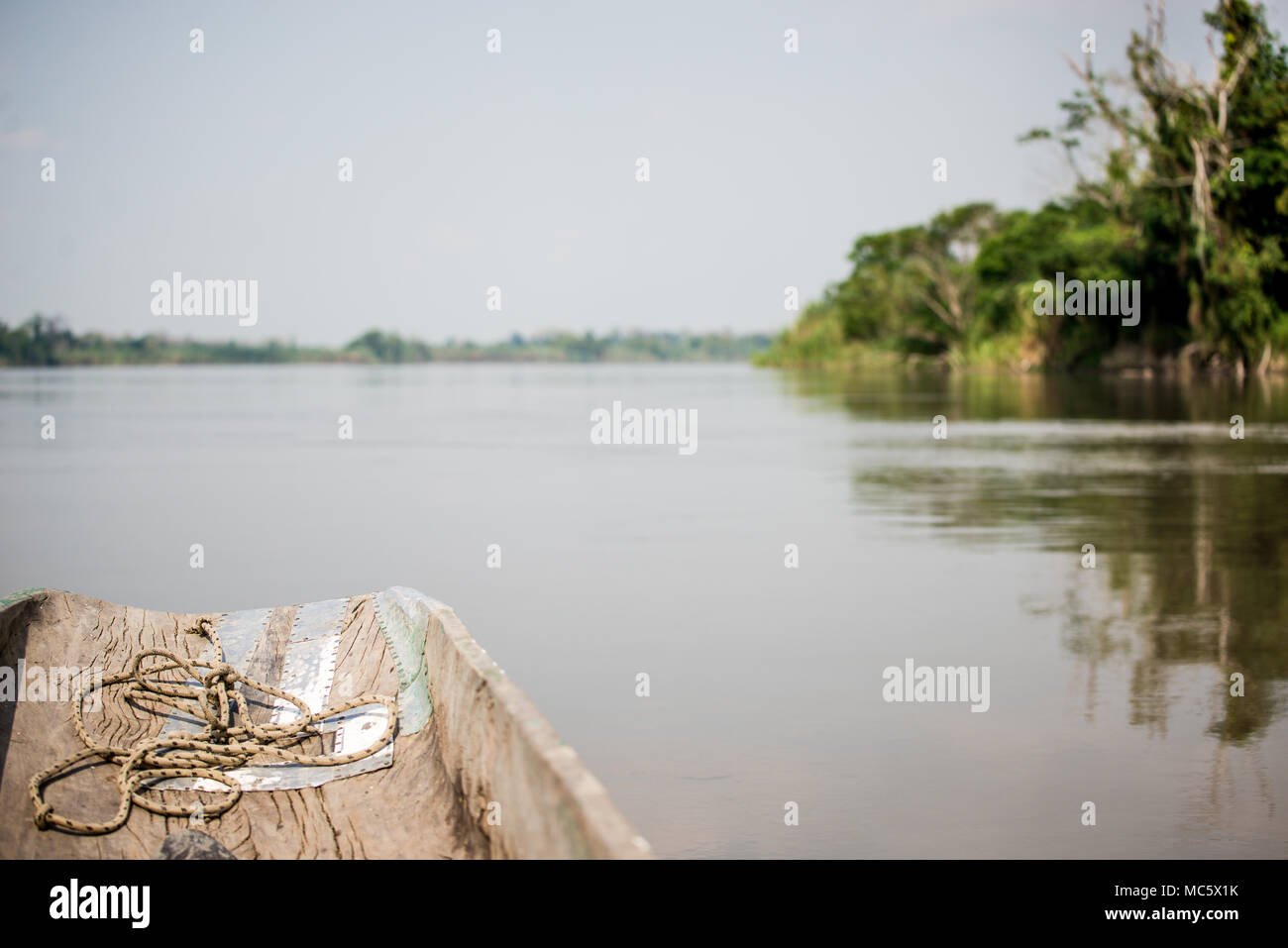 Papua new guinea sepik river canoe hi-res stock photography and images ...