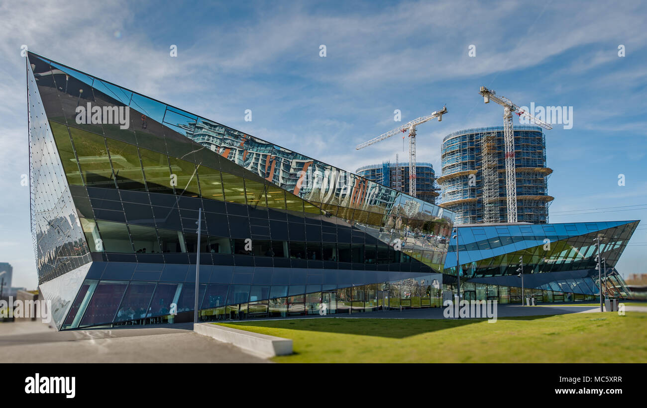 Angular shard design hi-res stock photography and images - Alamy