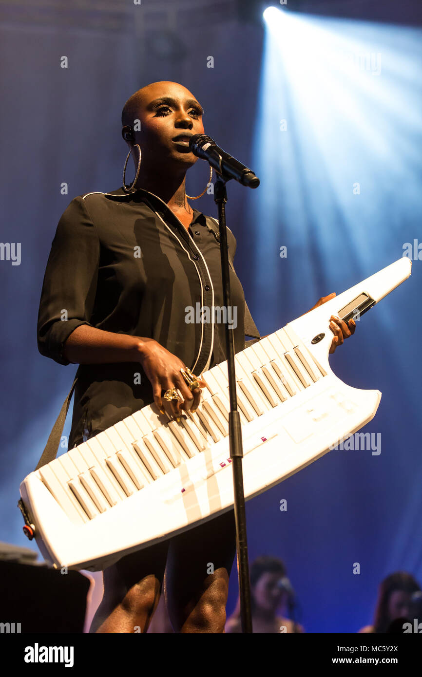 Laura blue hi-res stock photography and images - Alamy