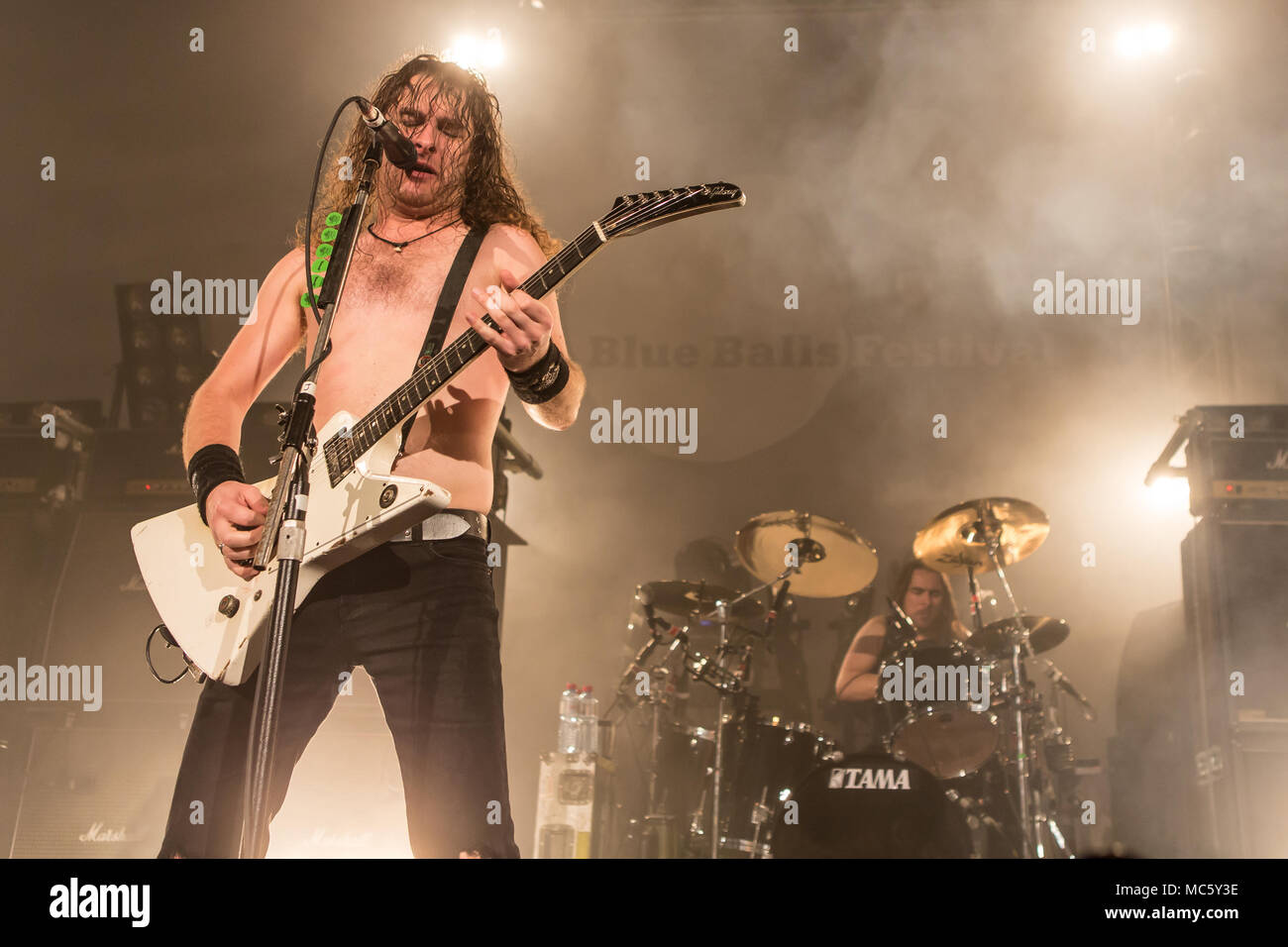 Australian rock art hi-res stock photography and images - Alamy