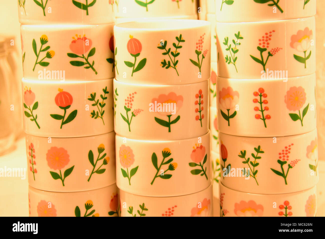 Everyday objects hi-res stock photography and images - Alamy