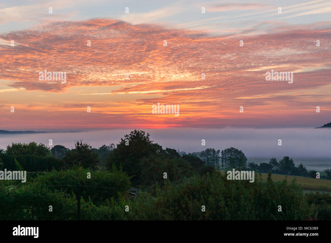 Mist filled valley hi-res stock photography and images - Alamy