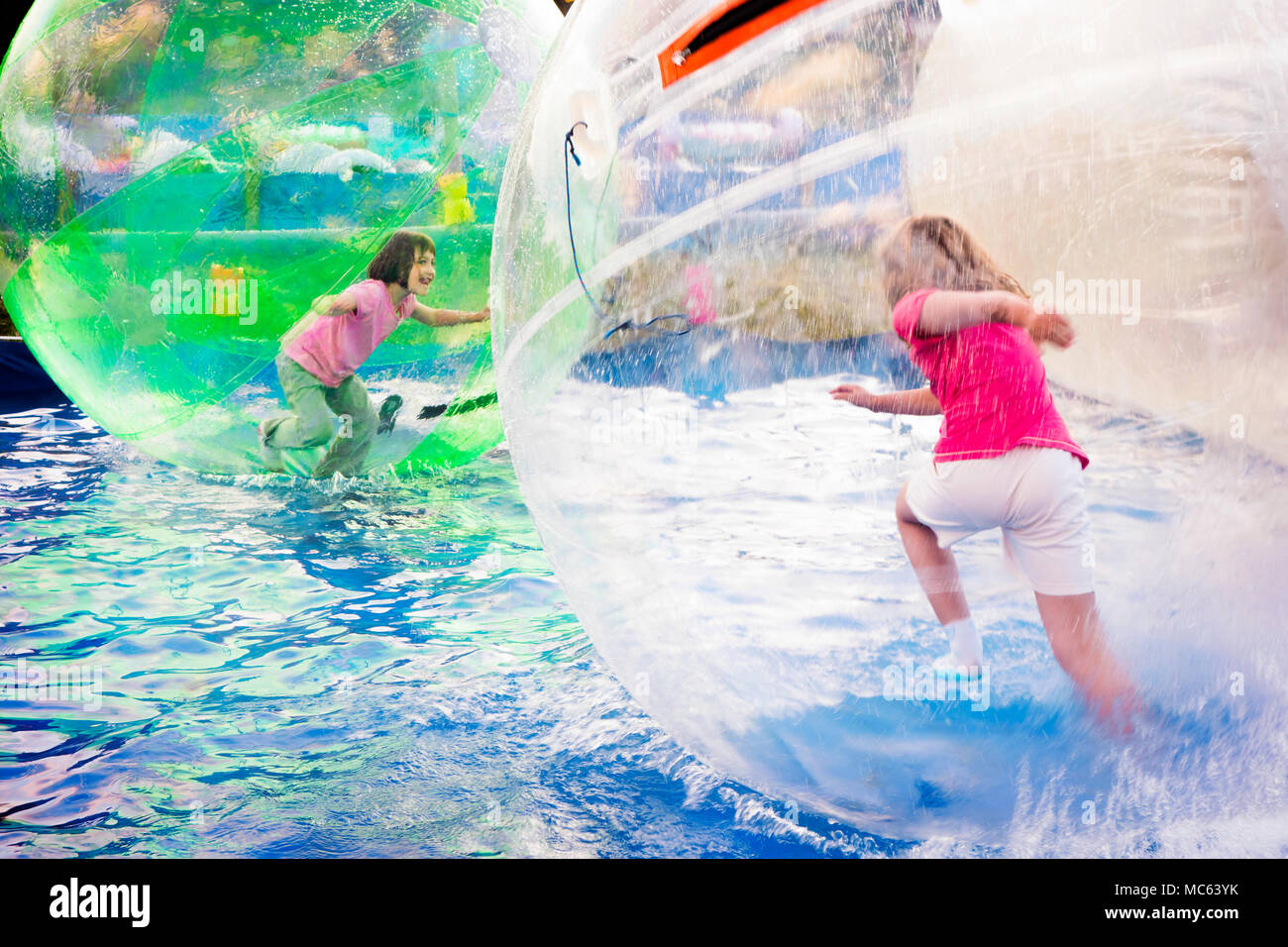 Girls floating hi-res stock photography and images - Alamy