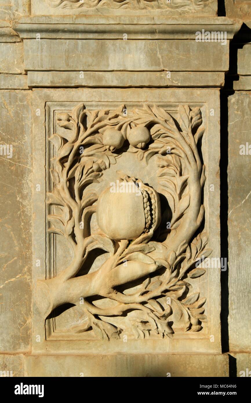 The Symbol of Granada, the pomegranate, etched in the Fountain of ...