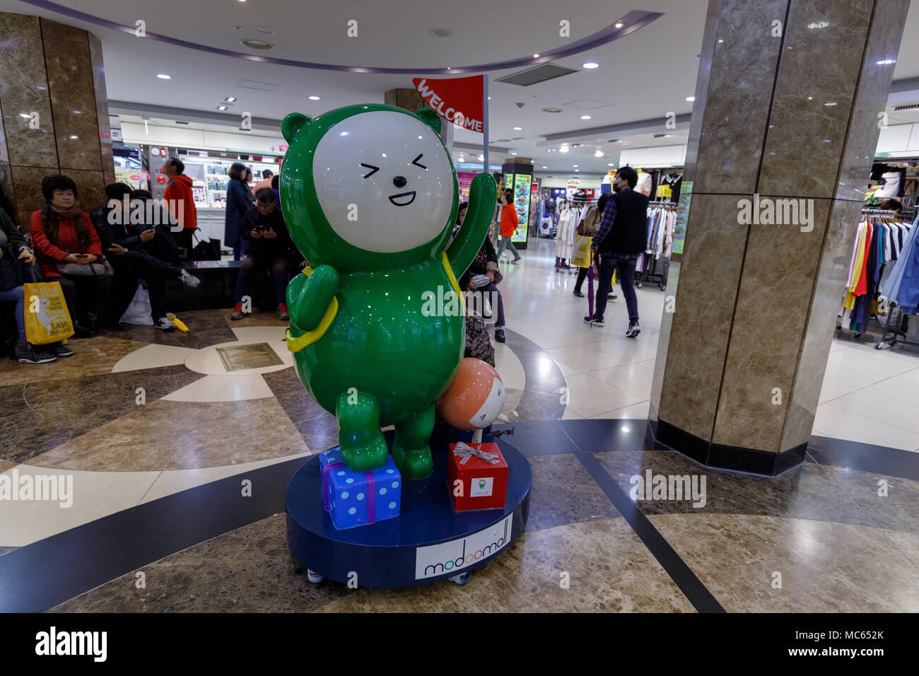 Incheon, South Korea - April 5, 2018 : Scenery of Bupyeong Modoo Mall ...