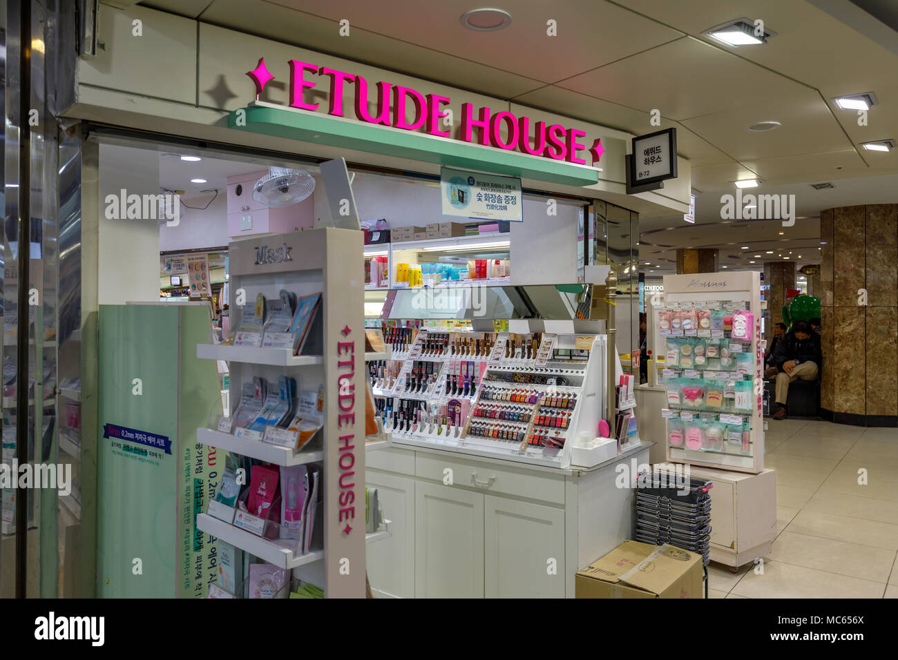 Incheon, South Korea - April 5, 2018 : Etude House store at Bupyeong ...