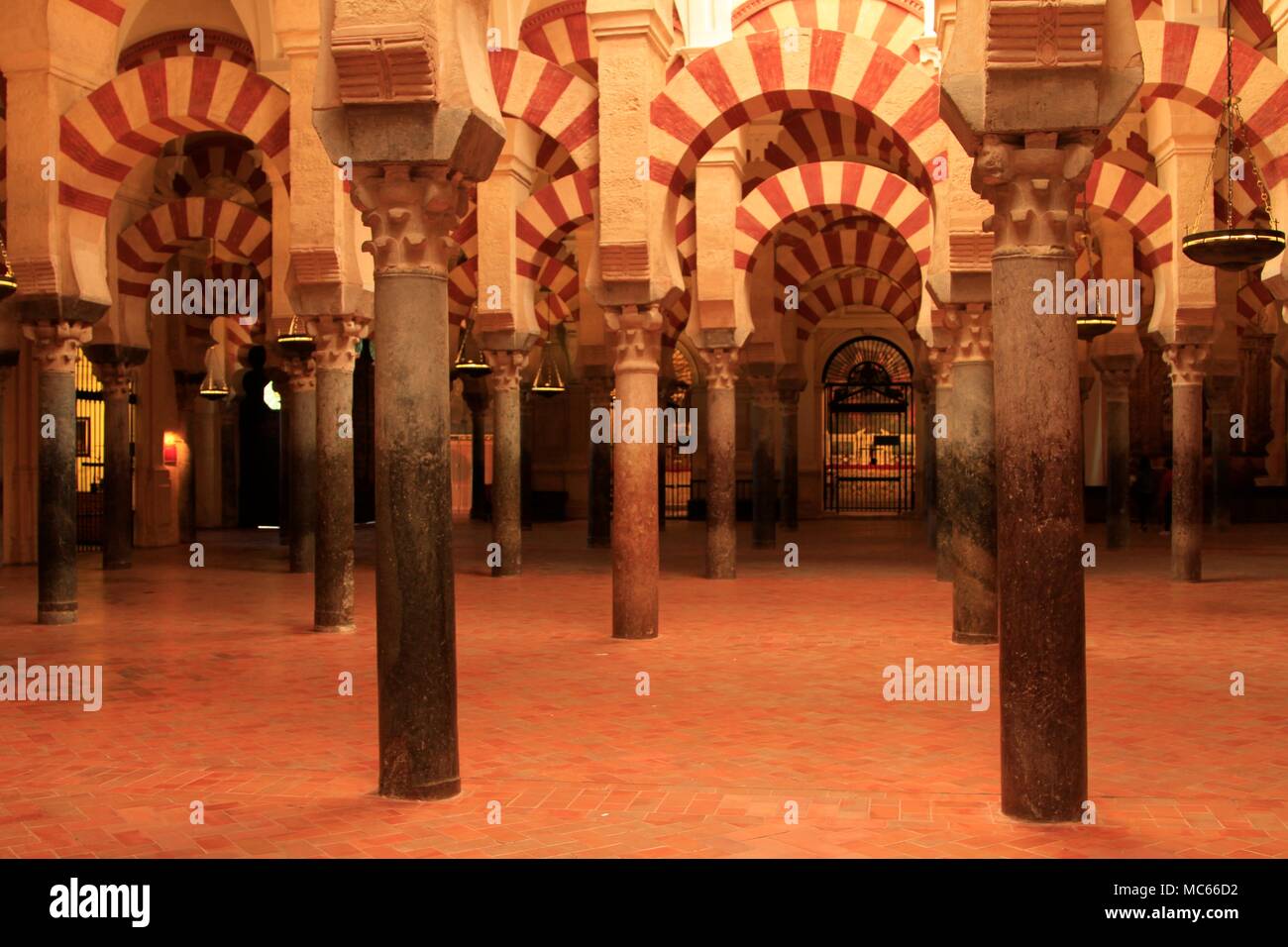 Hypostyle Hall with Red and White Arches, Mosque-Cathedral of Cordoba ...