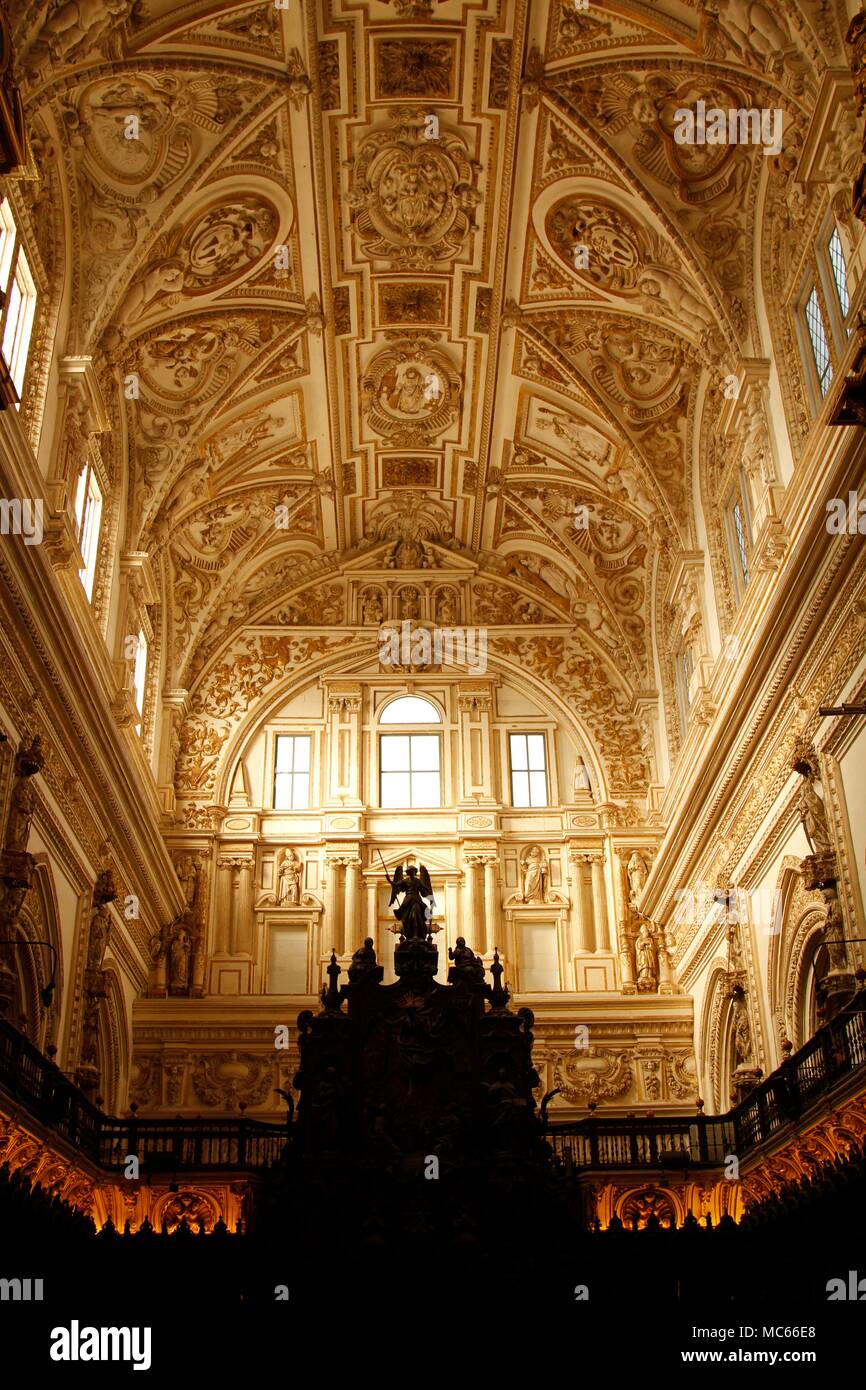 Choir of the cathedral of cordoba hi-res stock photography and images ...