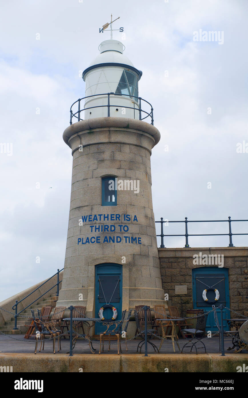 Folkestone Harbour Arm lighthouse Stock Photo - Alamy