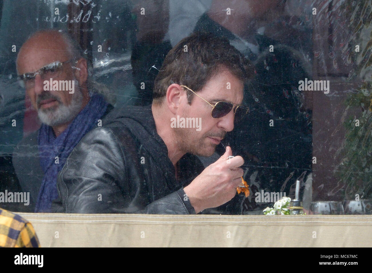 Dylan McDermott goes to lunch at Il Pastaio restaurant Featuring: Dylan ...