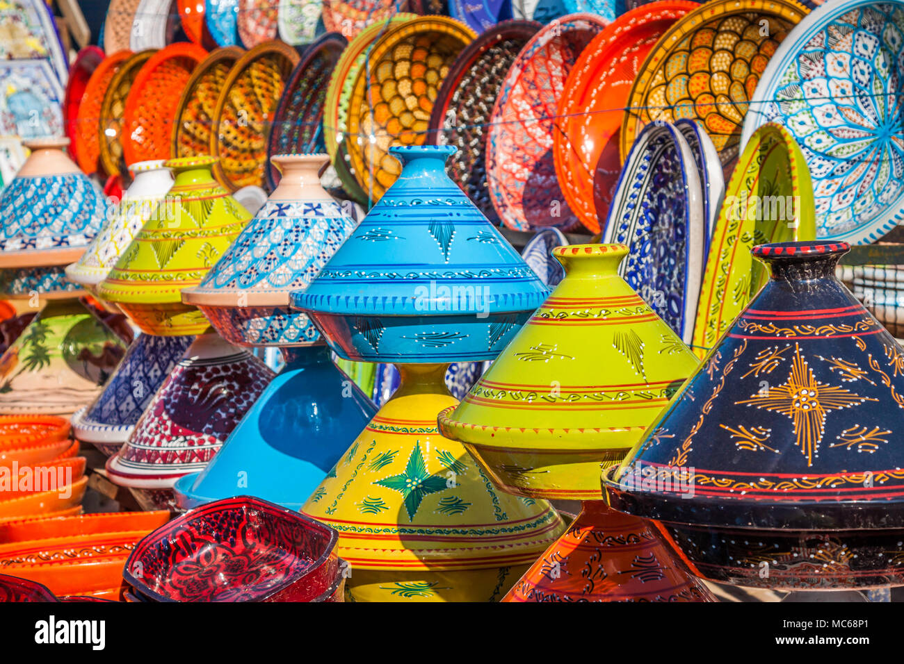 Artisan tajine hi-res stock photography and images - Alamy
