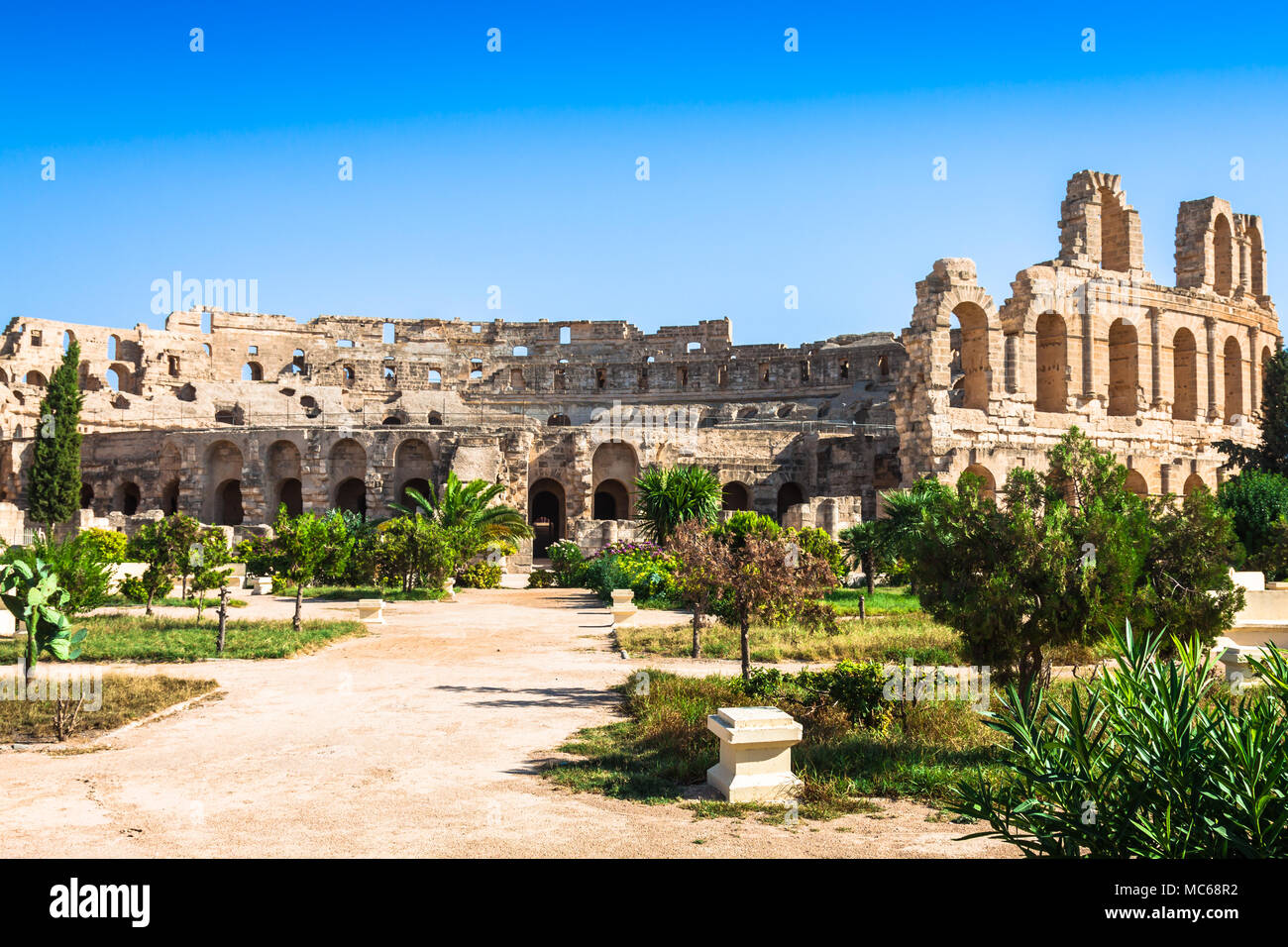 Tunisia. El Jem (ancient Thysdrus). Ruins of the largest colosseum in ...