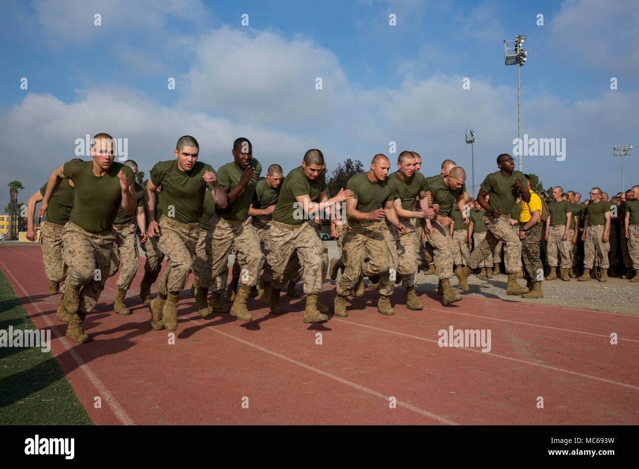 Recruits from Hotel Company, 2nd Recruit Training Battalion, begin the ...