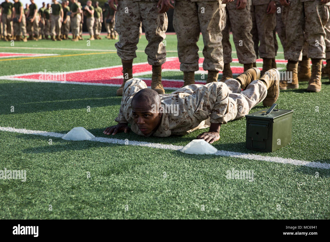 Army combat fitness test carry hi-res stock photography and images - Alamy