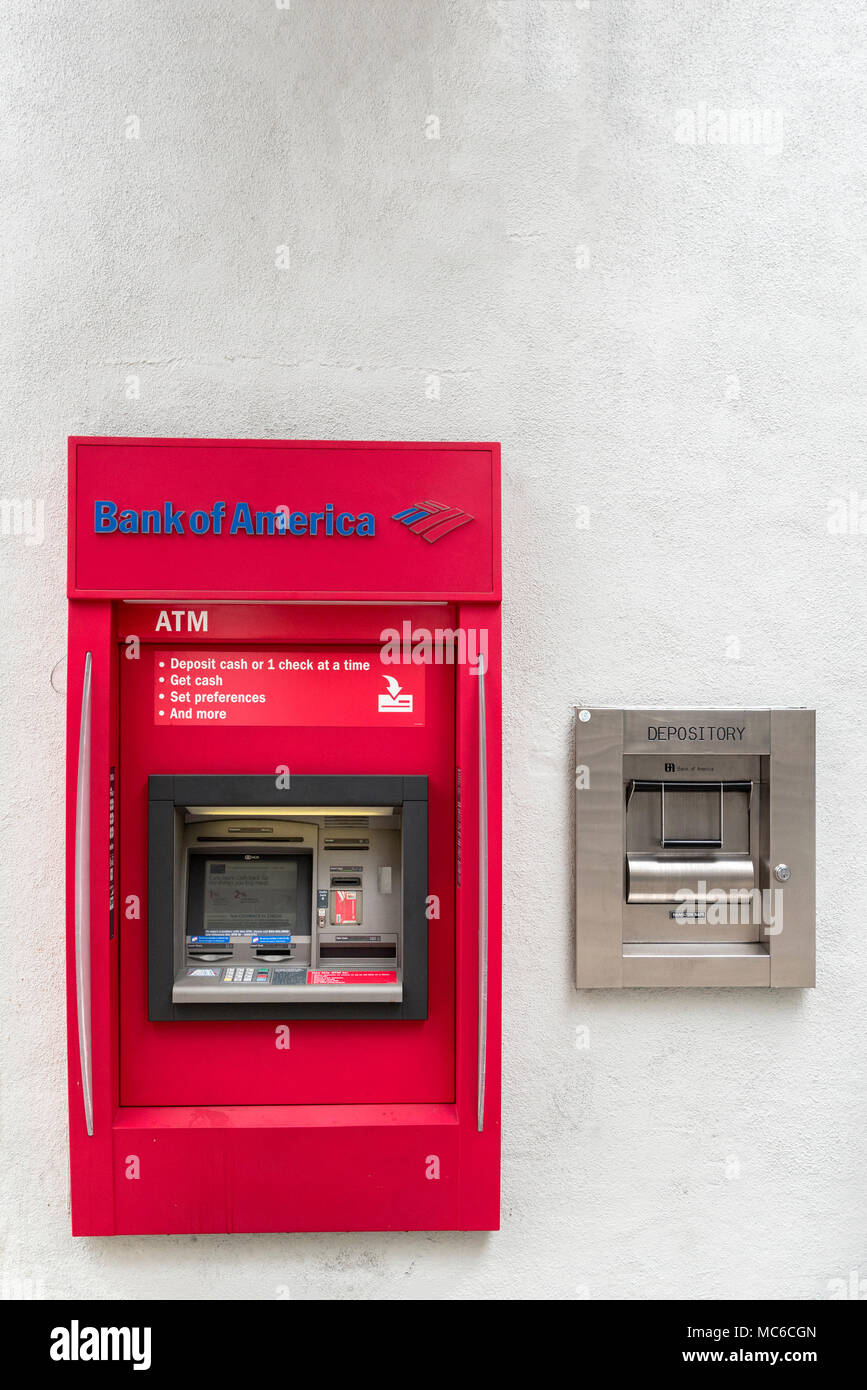 Bank of america atm hi-res stock photography and images - Alamy