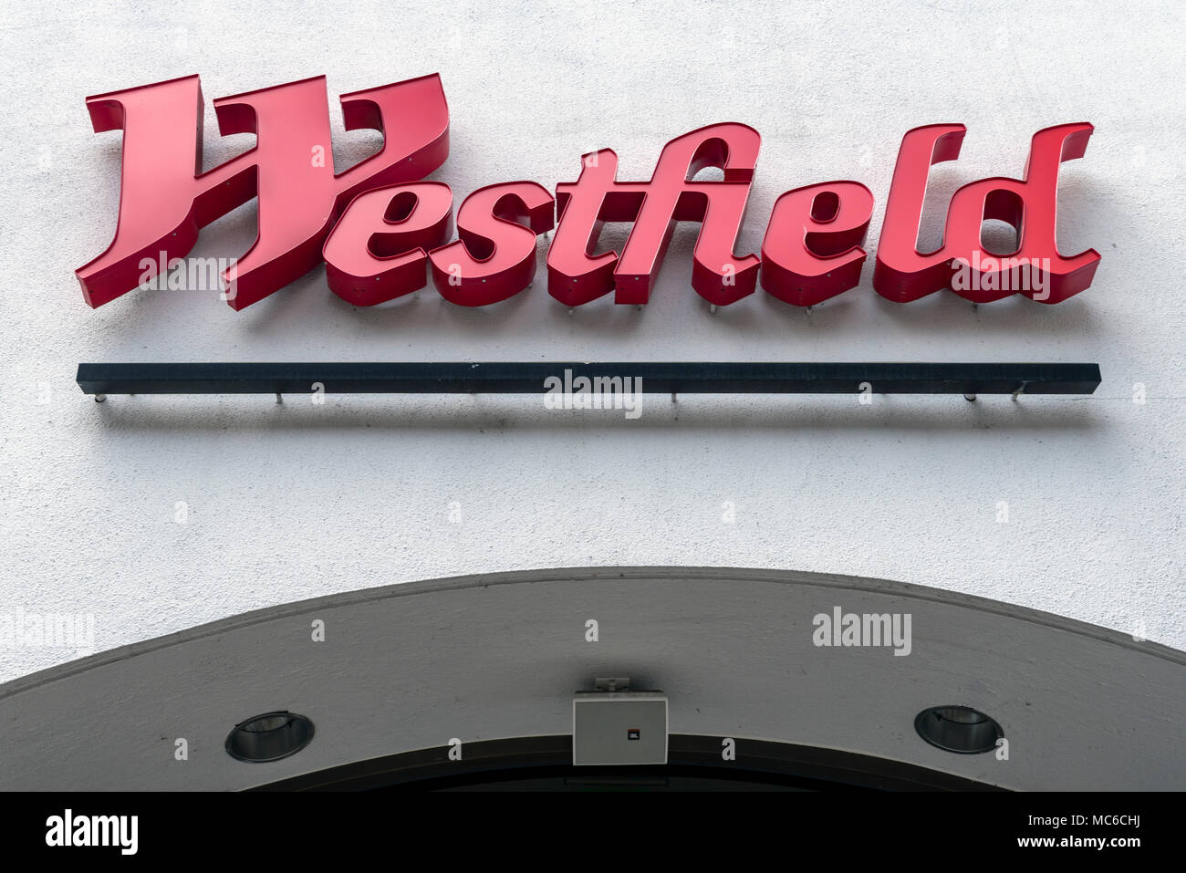 Westfield sign above shopping mall entrance, Sherman Oaks, Los Angeles ...