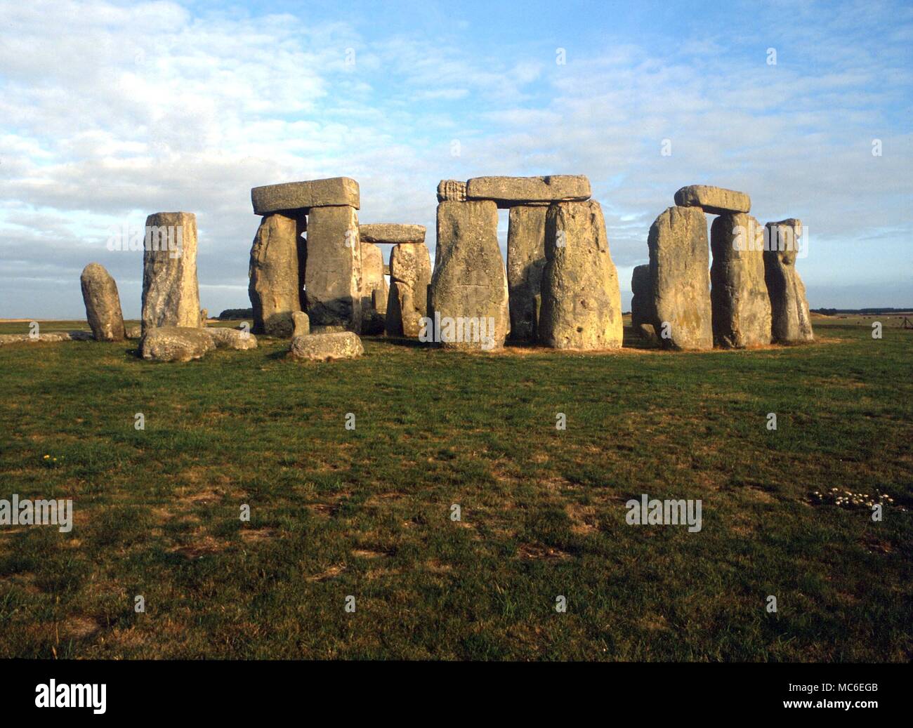 STONES - Stonehenge, the prehistoric religious complex, commenced 2,200 ...