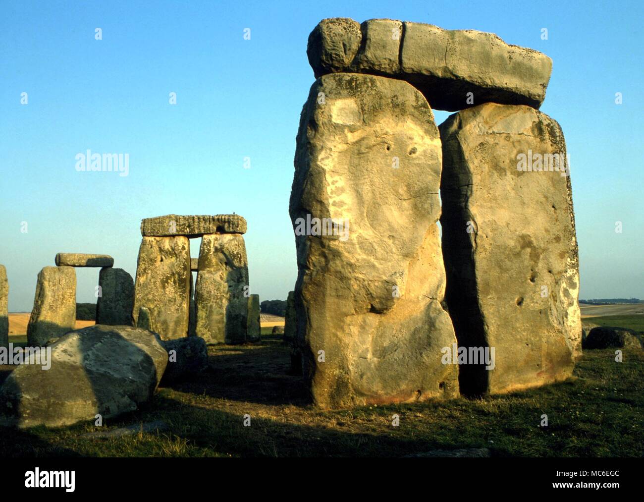 STONES - Stonehenge, the prehistoric religious complex, commenced 2,200 ...