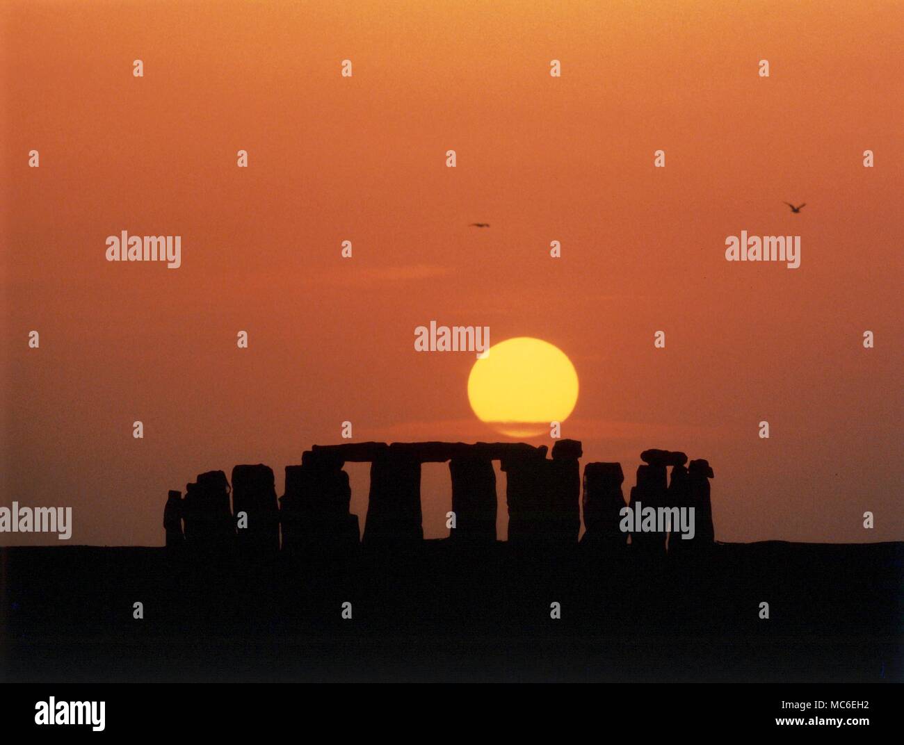 Stonehenge Sunset High Resolution Stock Photography and Images - Alamy