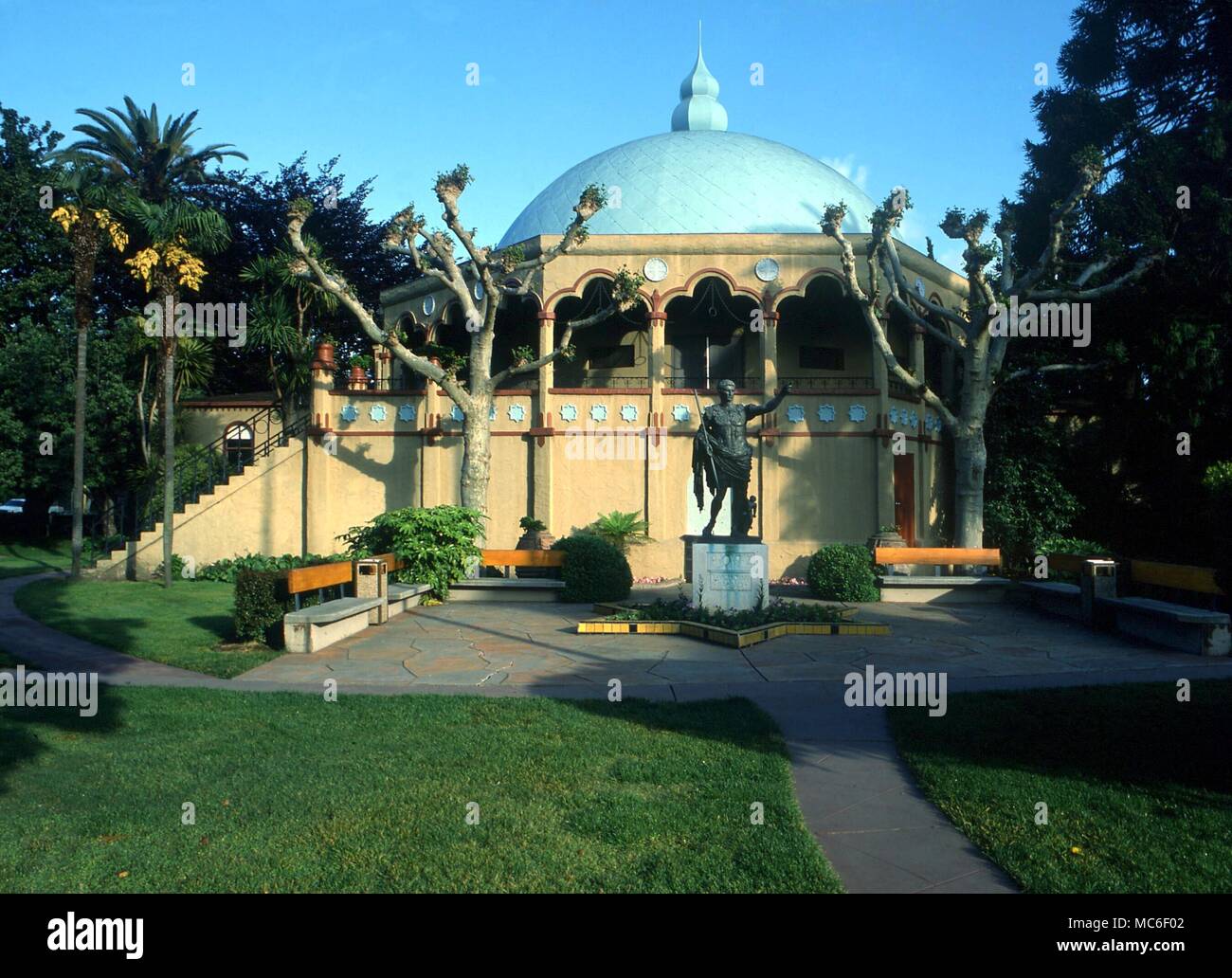 Amorc hi-res stock photography and images - Alamy