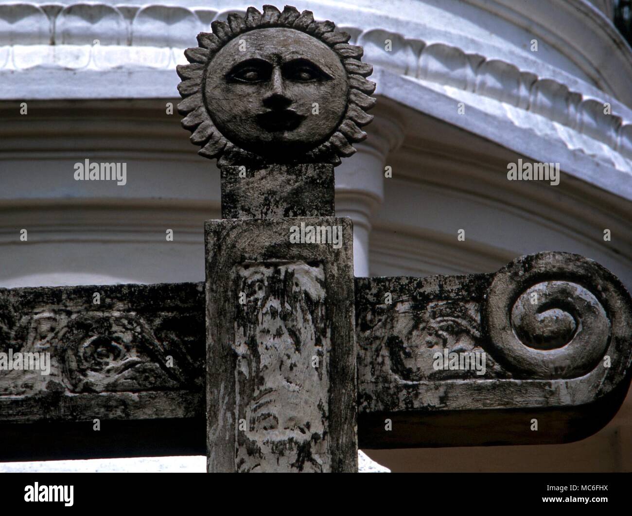 Solar temple hi-res stock photography and images - Alamy