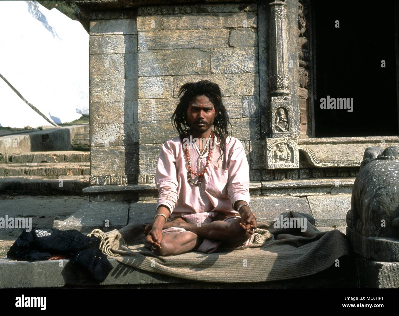 Indian fakir hi-res stock photography and images - Alamy