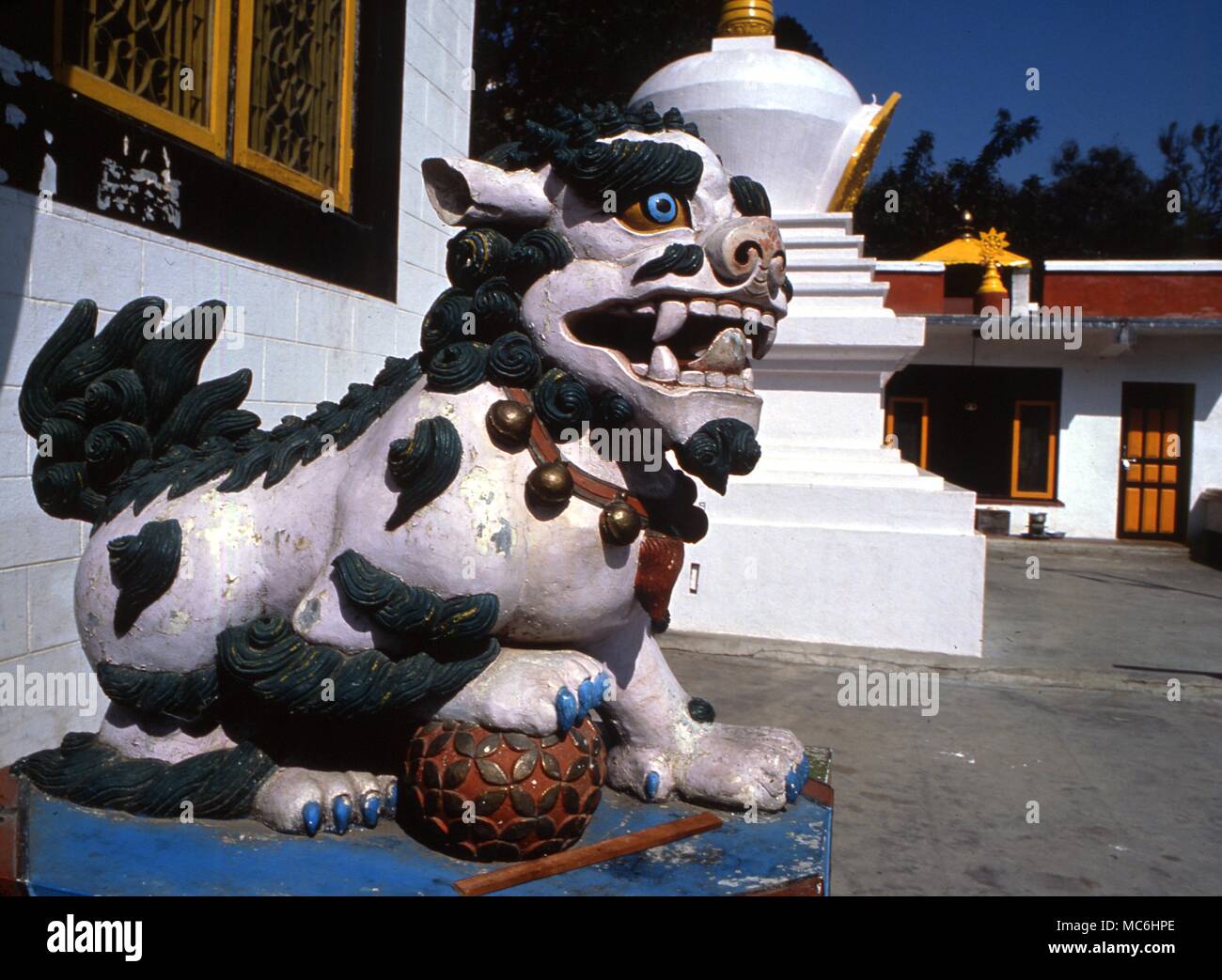 Chinese Temple Dog High Resolution Stock Photography and Images - Alamy